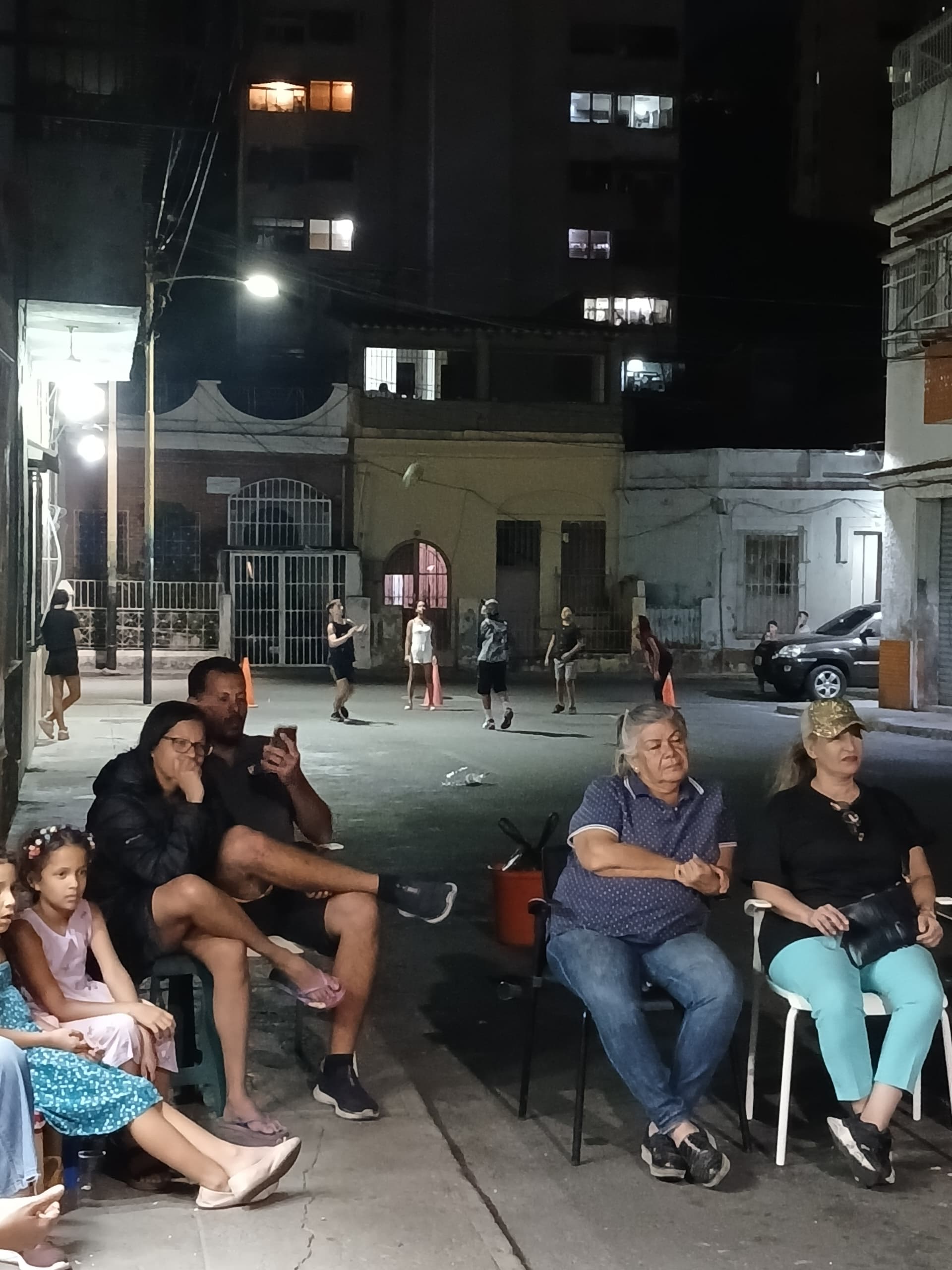 El ARI Móvil proyecta cine para niños a más de 40 personas en Puente de ...